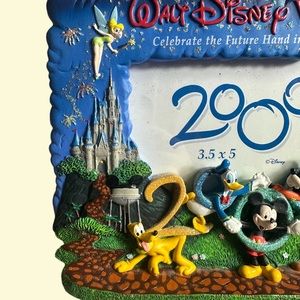 Disney | Accents | Vintage Walt Disney World Picture Frame 200 ...